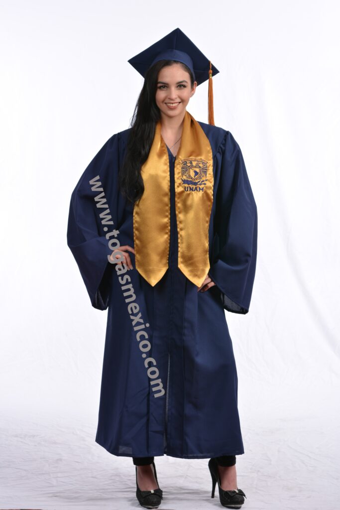 13-B Estola Tres Picos. Raso de novia. – Togas México